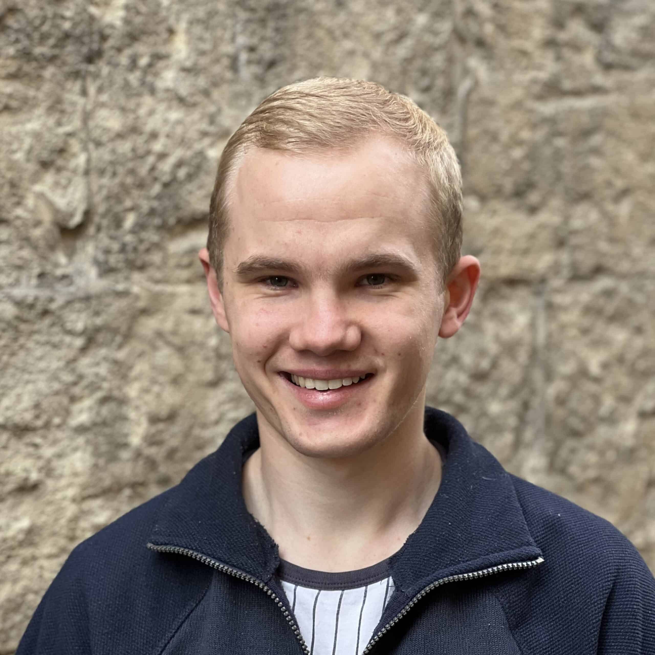 Oli Murton Profile Square - Agenda Consulting Oli Murton Profile Square - Agenda Consulting